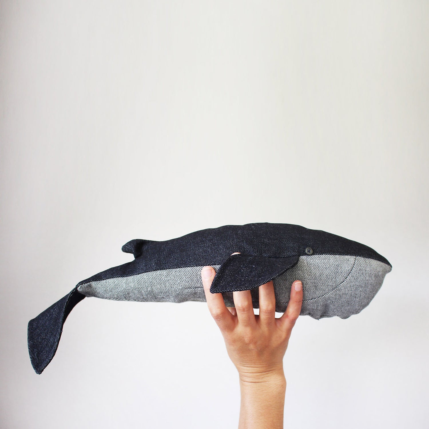 Make a Whale out of Old Jeans - Free Pattern – KoiNo